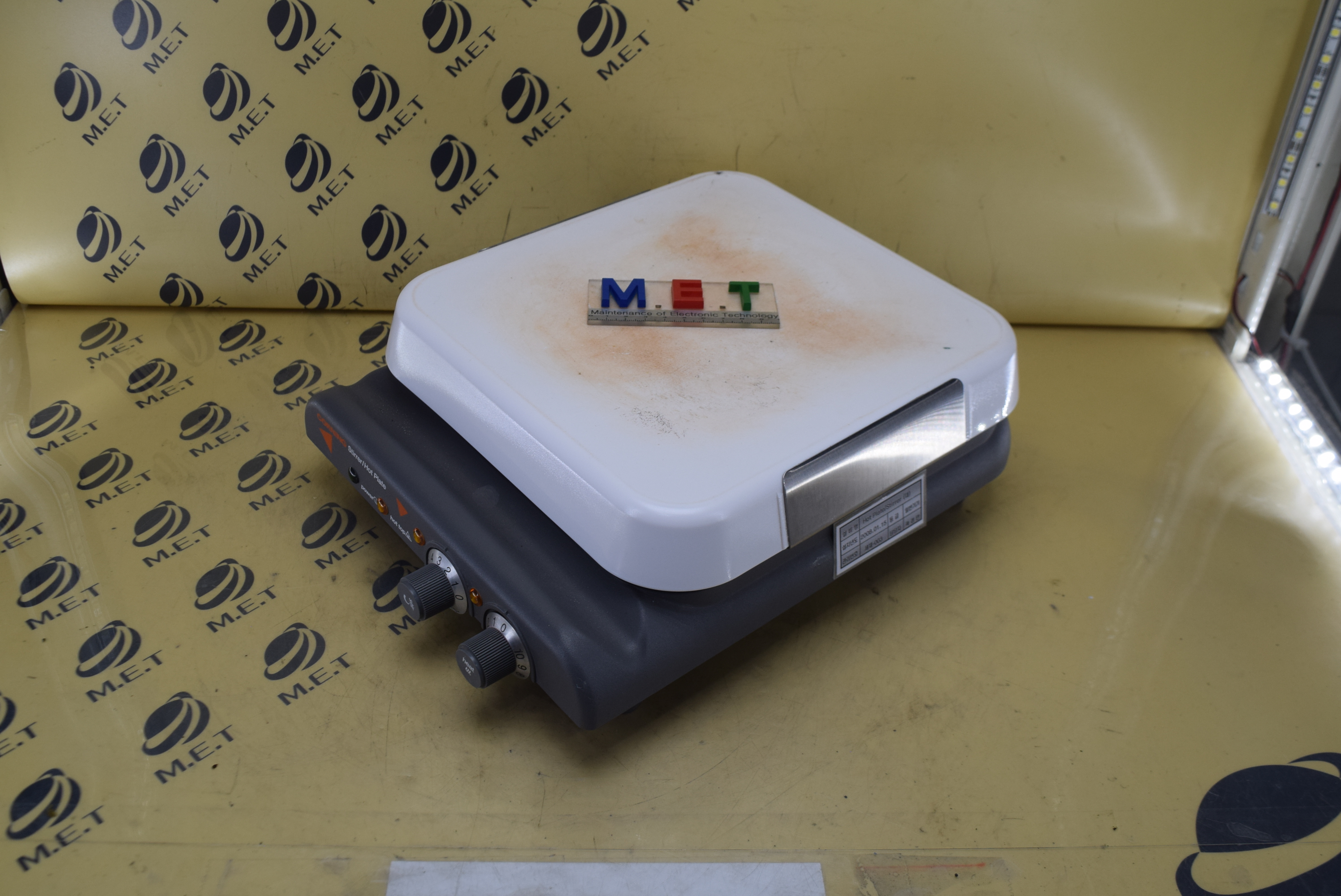 CORNING-PC-620-핫-플레이트-1 | 산업용 전자장비 판매 / 수리 전문기업 M.E.T ☏+82-42-934-8257