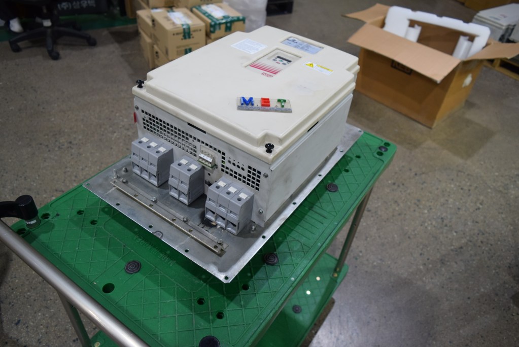 [KEB INVERTER] KEB 22F5A1R-YVC2 /구매 수리 단종품지원 / (주)엠이티 / | 산업용 전자장비 판매 ...