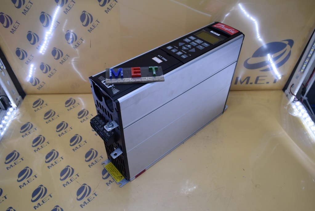 [DRIVE] DANFOSS VLT5003PT5B20STR3DLF00A00C0 /산업용자동화장비 수리 / (주)엠이티 ...